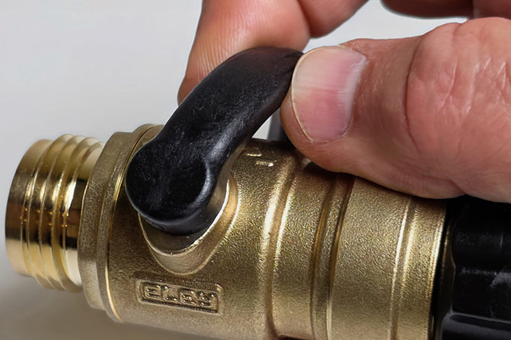 Brass Garden Hose Shut-off Valve with Swivel Fitting – Eley Hose Reels